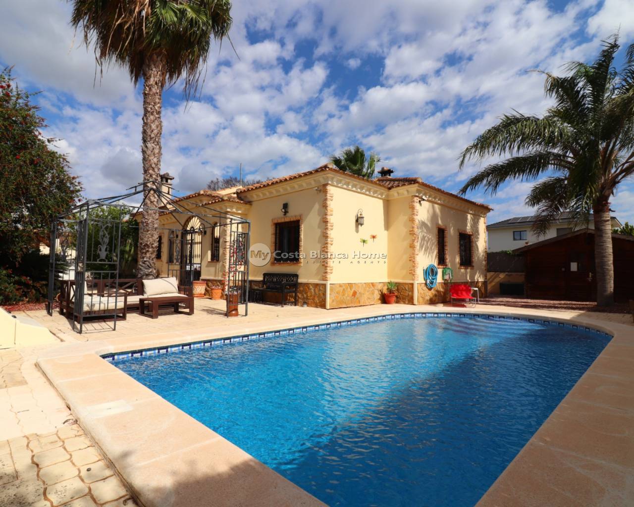 Resale » Detached Villa » Formentera Del Se